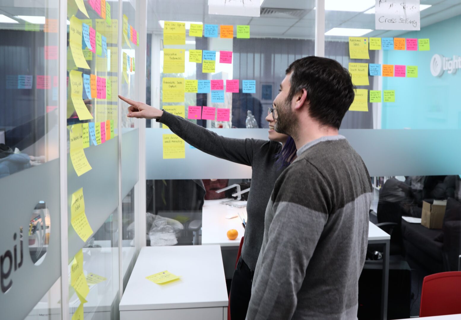 Hybrid work collaboration in software development - Lightflows